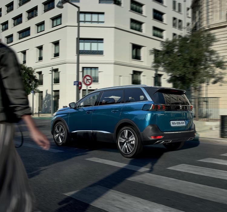 PEUGEOT 5008 SUV | The versatile 7-seater from PEUGEOT